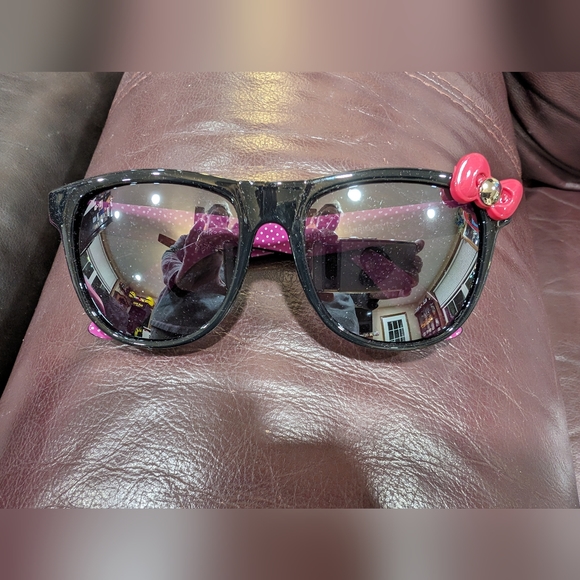 Hello Kitty | Accessories | Hello Kitty Sunglasses With Hello Kitty ...